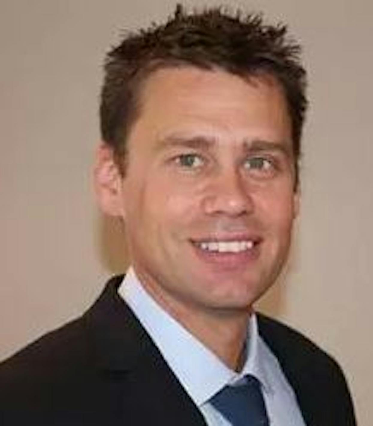 Dr Braad Sowman - Book an Appointment Online